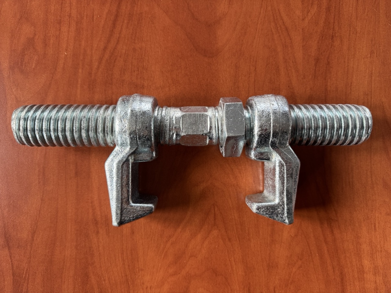 Bridge Fitting - Securing screw for ship containers - HZ CONTAINERS.com ...