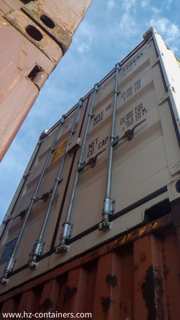 Sea container 40 feet High Cube IICL 6, 229 433-4 - HZ CONTAINERS.com