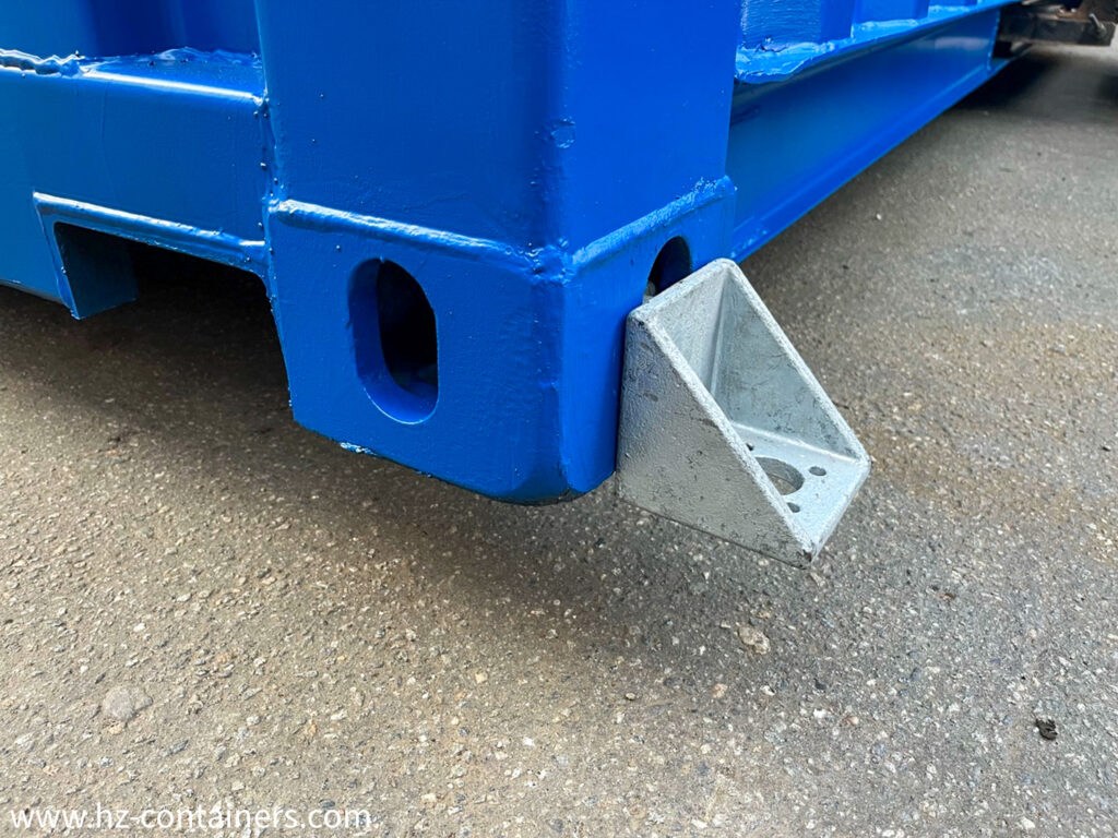 Corner lock for shipping containers - HZ CONTAINERS.com