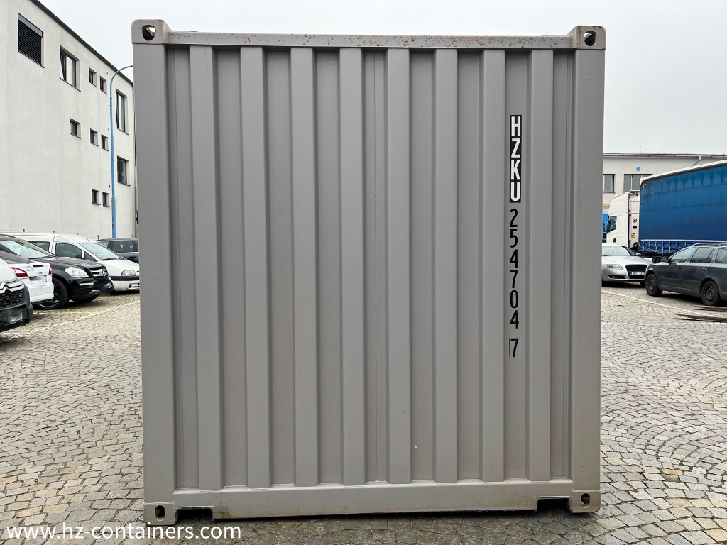 Transport container 20 feet (6 metres) Mass IICL 6, HZKU 254 704-7 - HZ ...