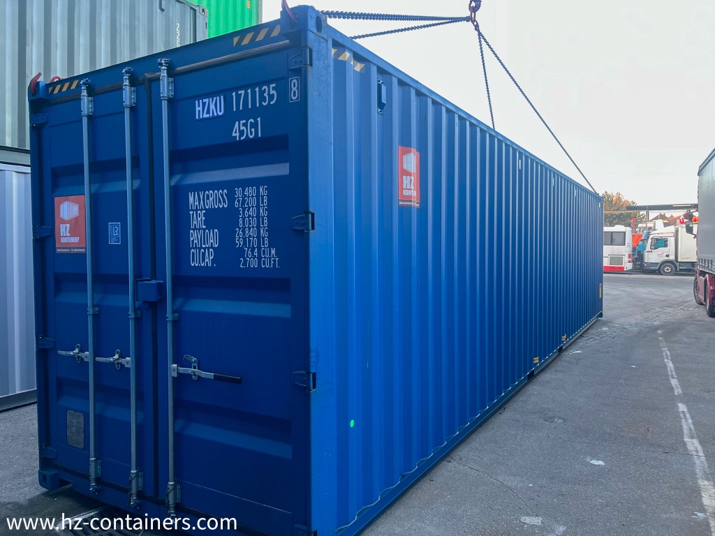 Large 40' HC shipping container IICL 6 - Liberec, HZKU 171 135-8 - HZ ...
