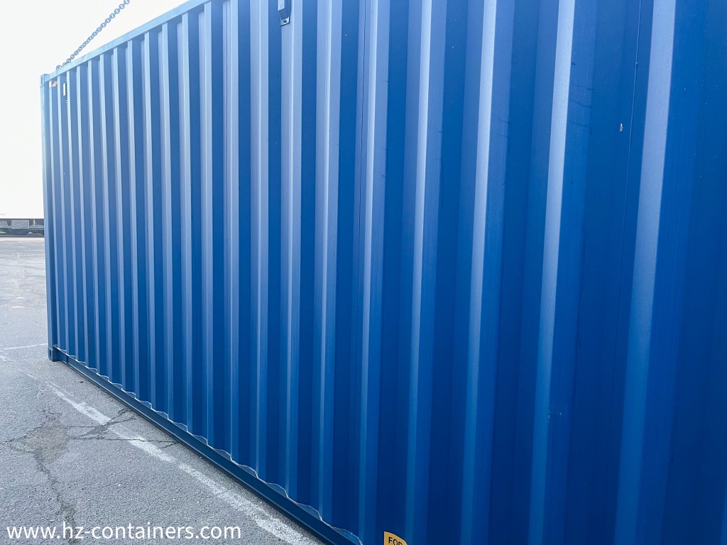 Large 40' HC shipping container IICL 6 - Liberec, HZKU 171 135-8 - HZ ...
