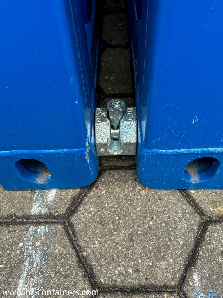 Twist lock connectors between shipping containers - HZ CONTAINERS.com