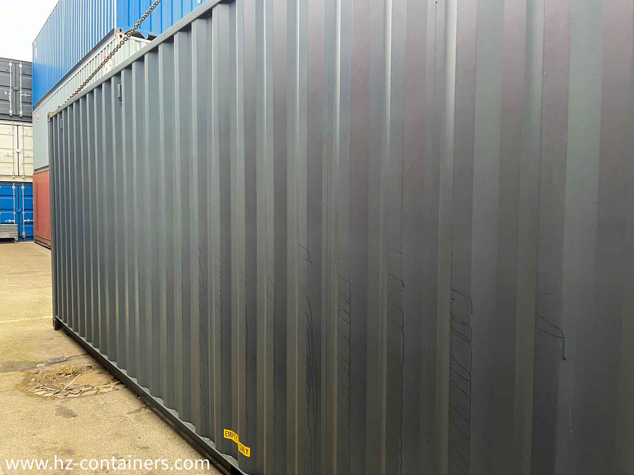 Shipping container 40'HC Humpolec IICL6, HZKU 520 895-6 - HZ CONTAINERS.com