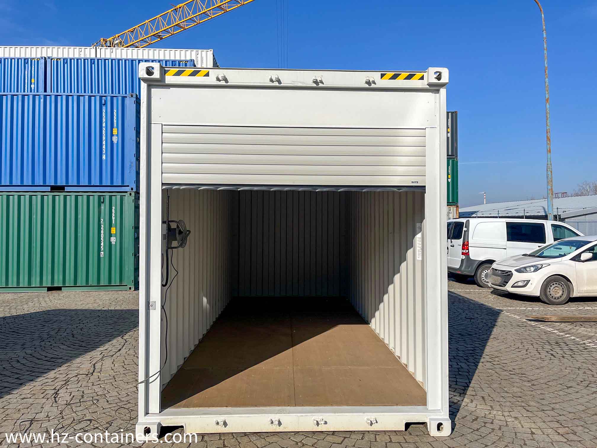 Cửa cuốn nhôm MINIROL khung thép cho container - HZ CONTAINERS.com – HZ ...