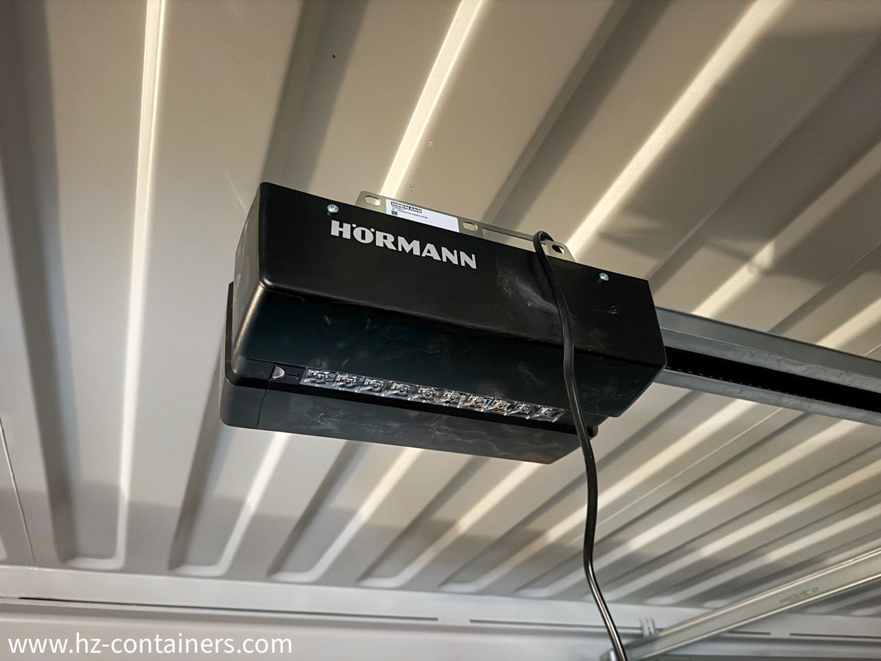 Hörmann ProMatic - automatismo eléctrico para puertas seccionales - HZ ...