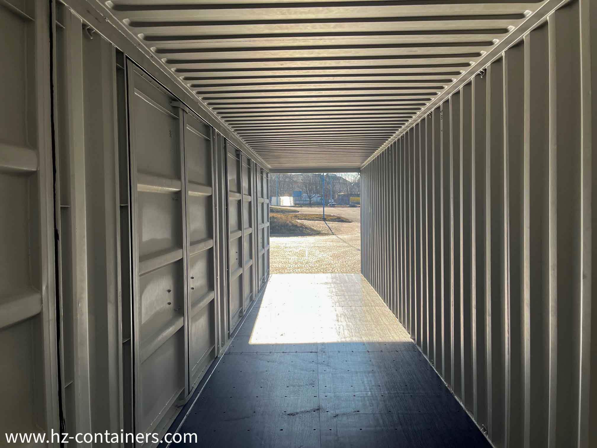 40'HC container including 4x side doors, HZKU 400 313-0 - HZ CONTAINERS.com
