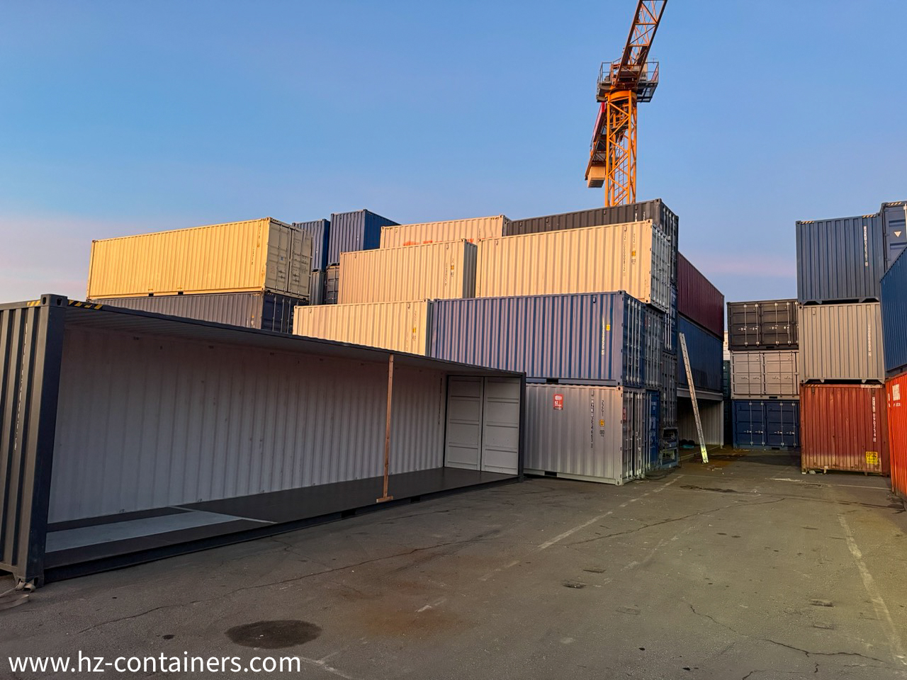 Cutting out the side wall of a 40HC container - HZ CONTAINERS.com