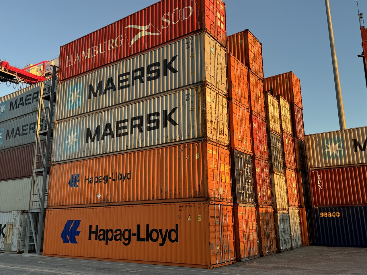 Stackability of Shipping Containers - HZ CONTAINERS.com